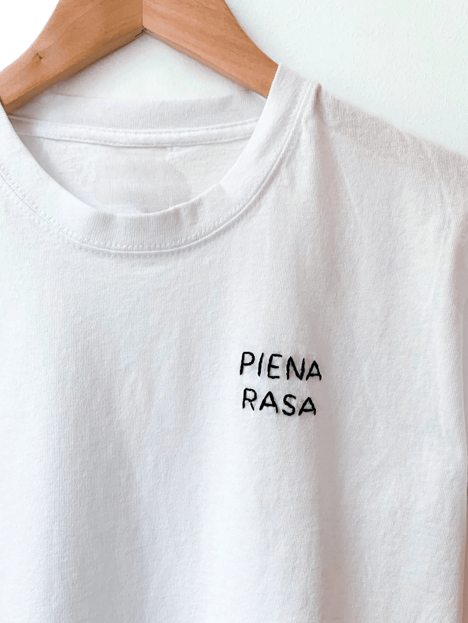 Filovago - Magliette Personalizzate e ricamate a mano